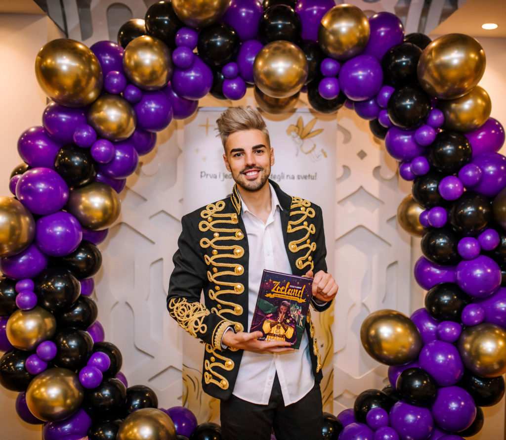 O meni | Stefan Radović